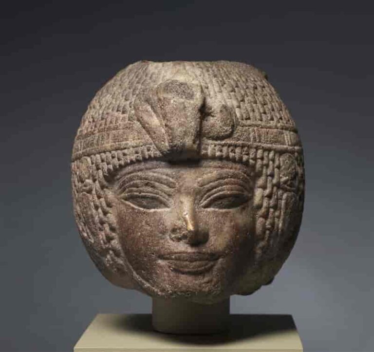 Wigs, dyes and extensions in ancient Egypt