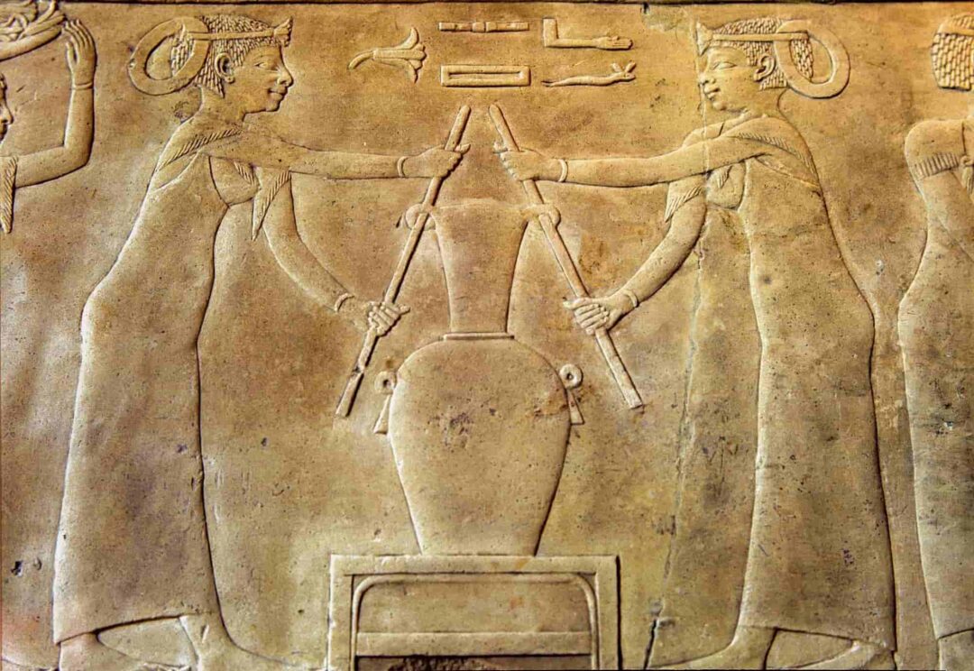 Perfume, the secret passion of the ancient Egyptians