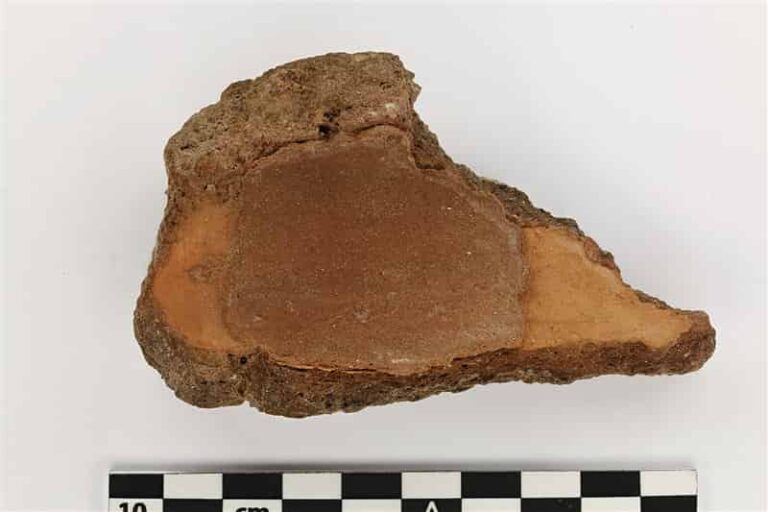 How did ancient Egyptians bake bread?