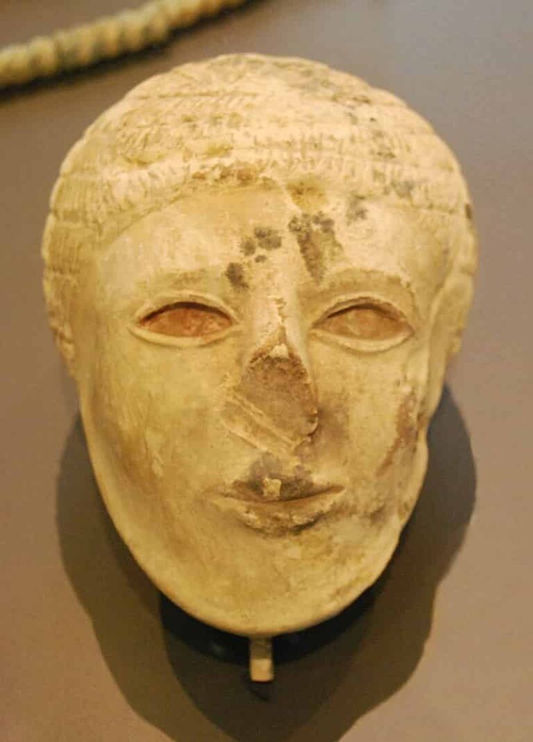 Predynastic Site: Nekhen, City of the Hawk