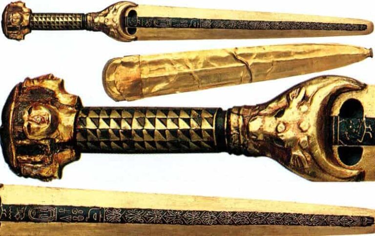 The Treasure of the Egyptian Queen Ahhotep