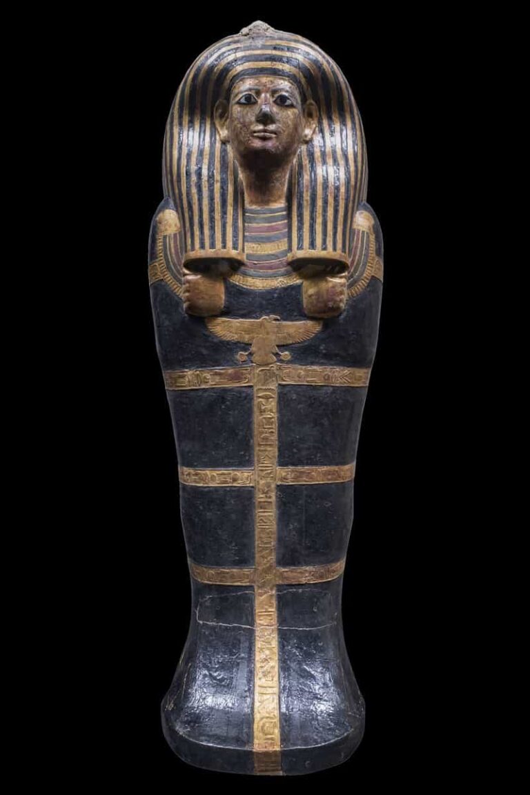 What an ancient Egyptian tomb smells like?
