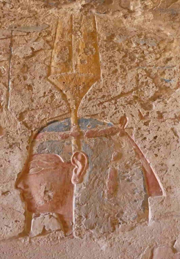 Twosret, the "powerful lady" who reigned among chaos