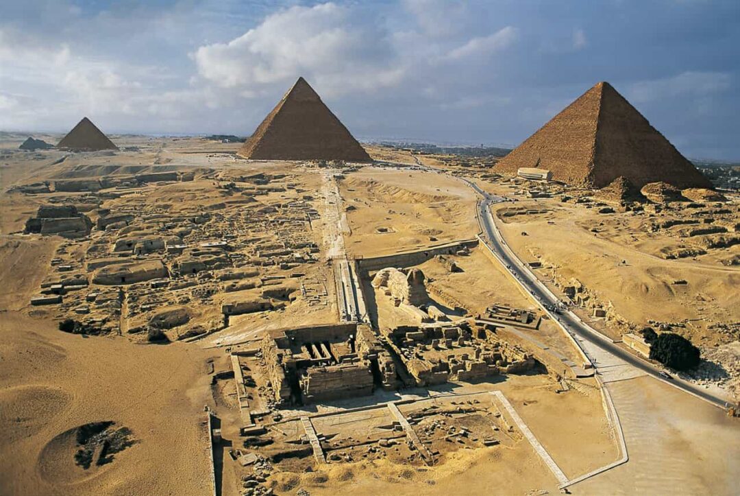 The Pyramids of Giza were More Easily Built, Thanks to This Channel