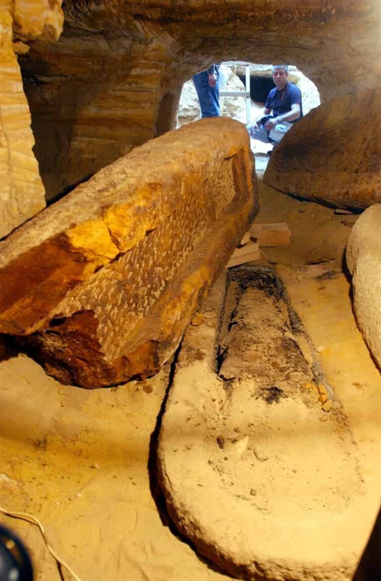 Bahariya Oasis: The Fabulous Valley of the Golden Mummies