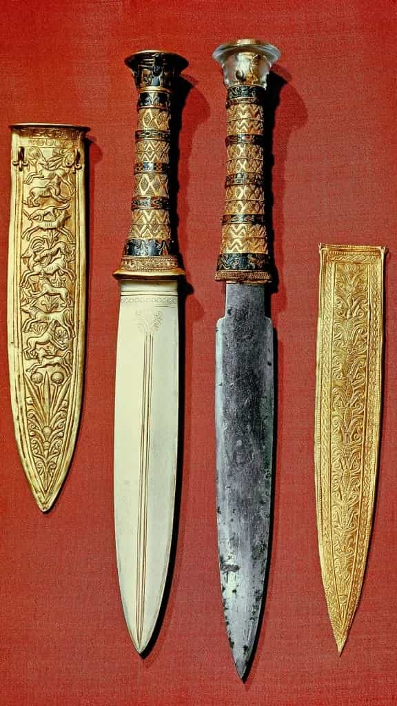 Daggers of Tutankhamun: A Symbol of Royalty and Power