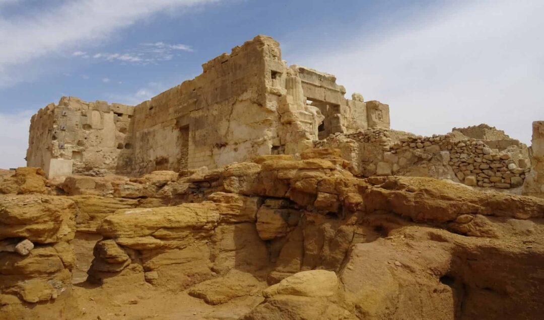 Uncovering the Mysterious Encounter: Alexander the Great's Visit to the ...