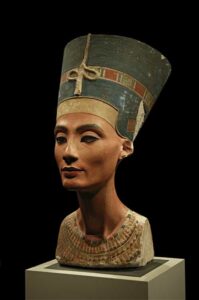 The Power and Symbolism of the Usekh Collar in Ancient Egypt
