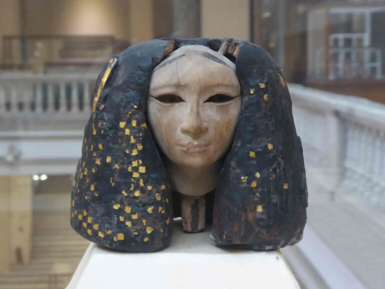 Headdresses, Hairstyles, and Wigs in Ancient Egypt